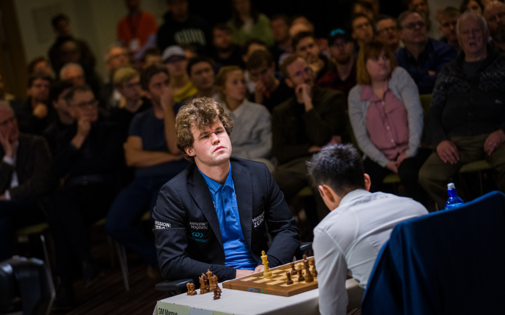 Hans Niemann, Chess.com, Magnus Carlsen og Nakamura semja um frið! | Skak.is