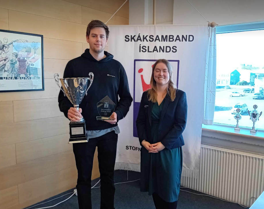 Bárður sigurvegari í Áskorendaflokki – Tvíburar í Landsliðsflokk! | Skak.is