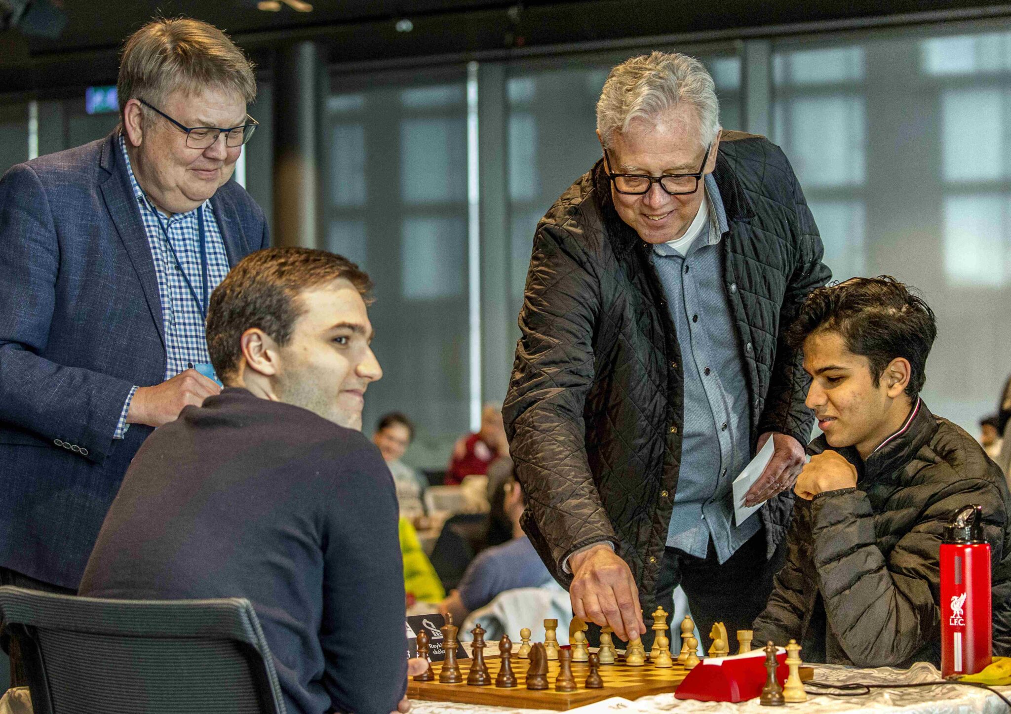 Tenglar á skákir og streymara | Skak.is